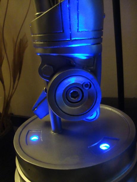 TERMINATOR ARM, Hobbies & Toys, Collectibles & Memorabilia, Fan ...