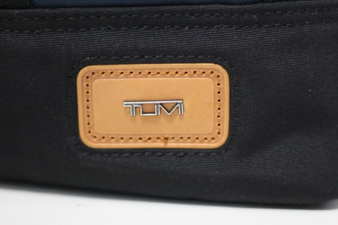 Tumi 55883MIDO - Regent Tote Pack / 17" pilot flight bag / 15" laptop ...