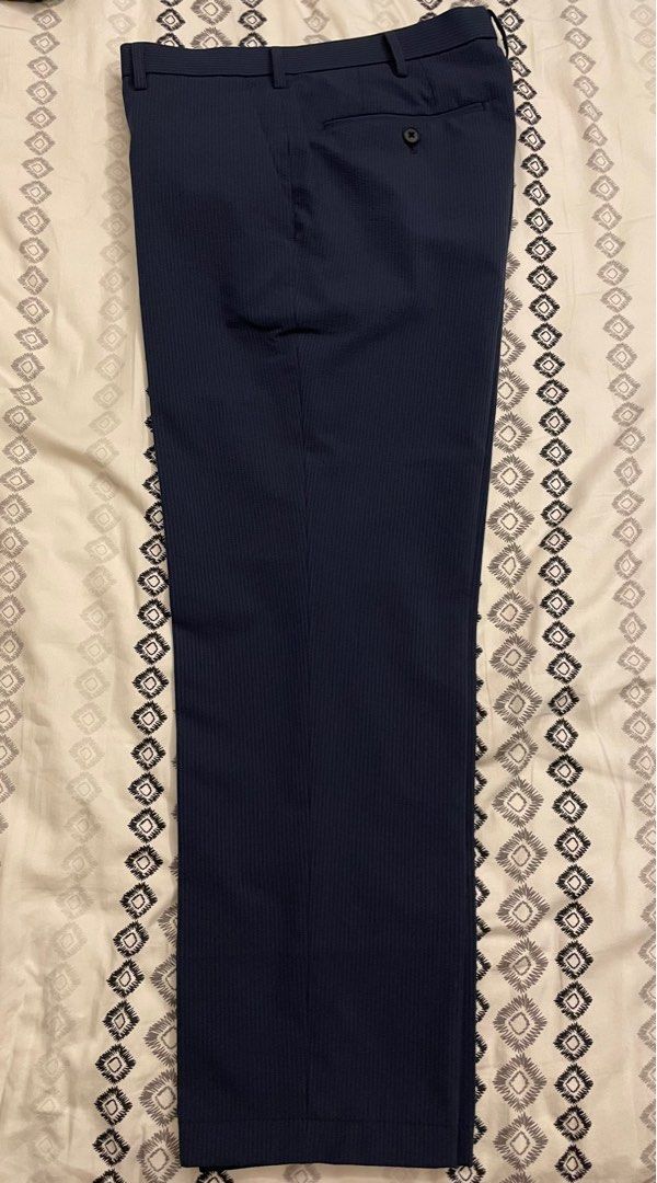 UNIQLO Pants x 2 (Ultra light slacks & Relax slacks), Men's Fashion ...
