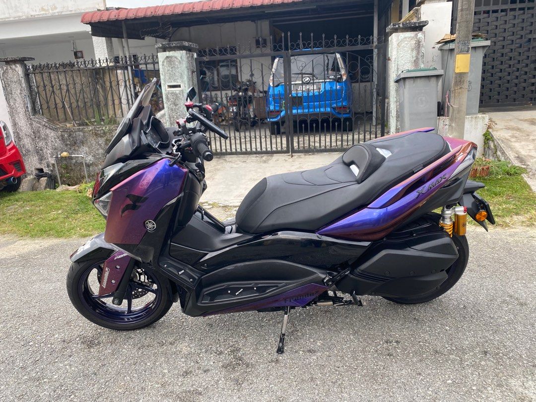 Xmax Coverset Repaint with aikka, Motorcycles, Motorcycle Accessories ...