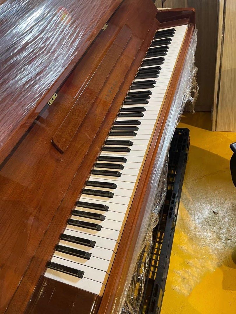 Yamaha wooden classic piano, Hobbies & Toys, Music & Media, Musical ...