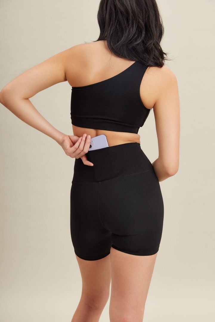 Anya Active toga bra in black sesame, Women's Fashion, Activewear on ...