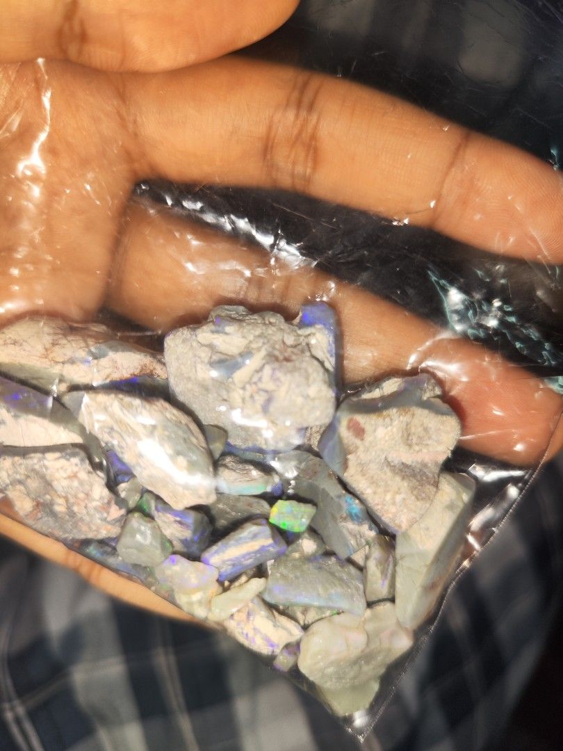 Australian Lightning Ridge Rough Opal, Women's Fashion, Jewelry ...