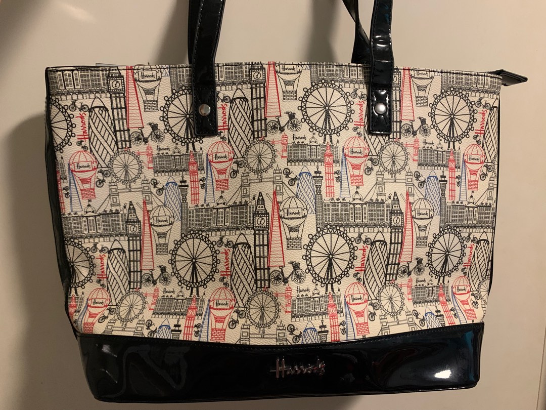 Harrods Landmarks tote bag (authentic from London), Women's Fashion ...