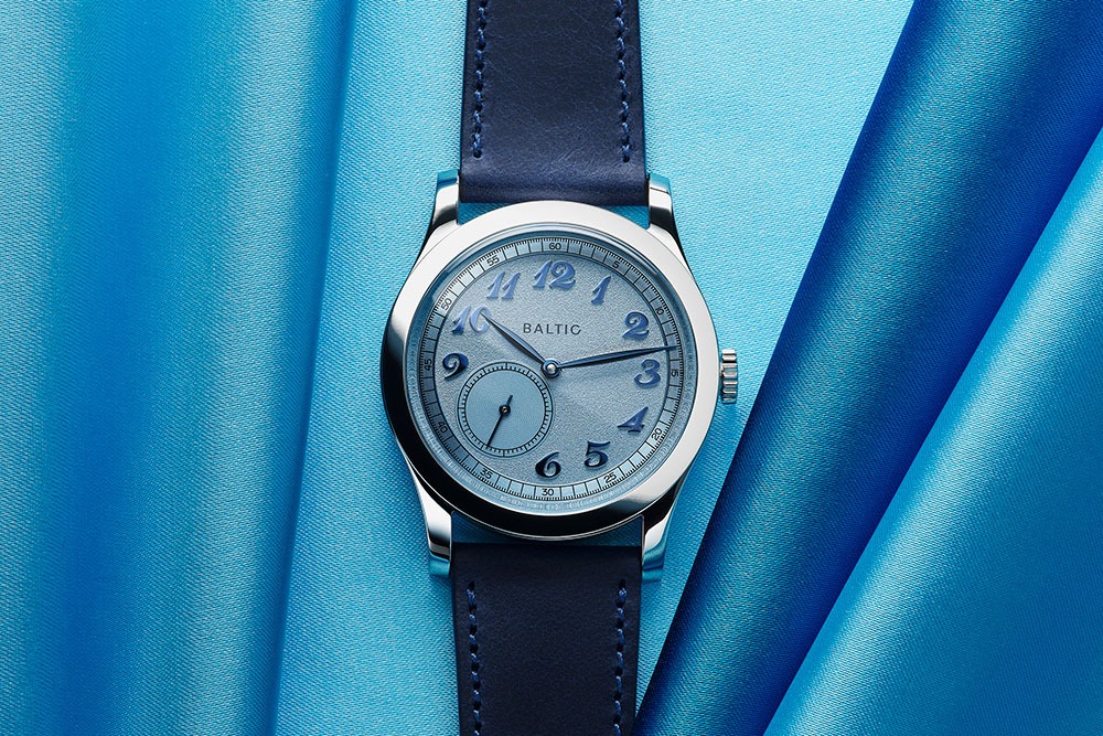Baltic MR01 Ice Blue The Hourglass Limited Edition, 名牌, 手錶 - Carousell