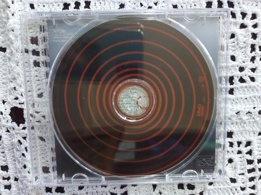 Bjork Cocoon DVD , Medulla CD , Volumen 2DVD (unsealed) on Carousell