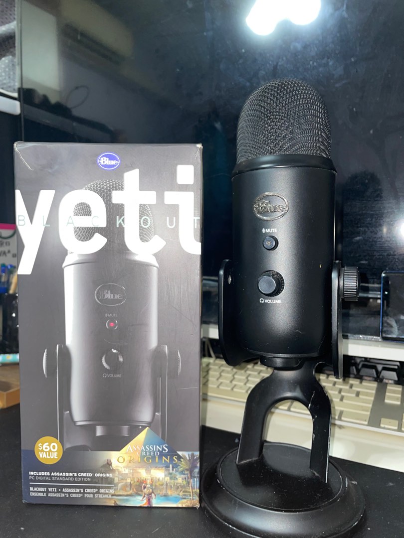 BlackOut Blue Yeti Microphone, Audio, Microphones on Carousell