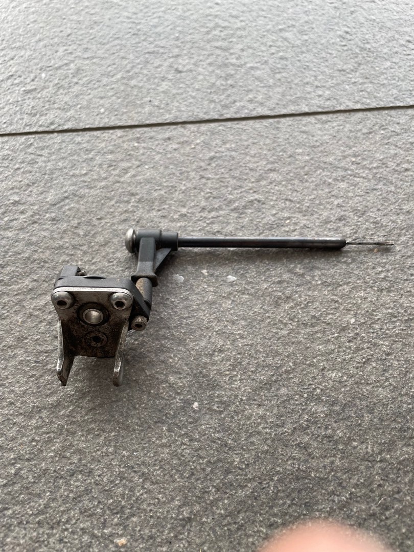 Brompton chain pusher tensioner, Sports Equipment, Bicycles & Parts ...