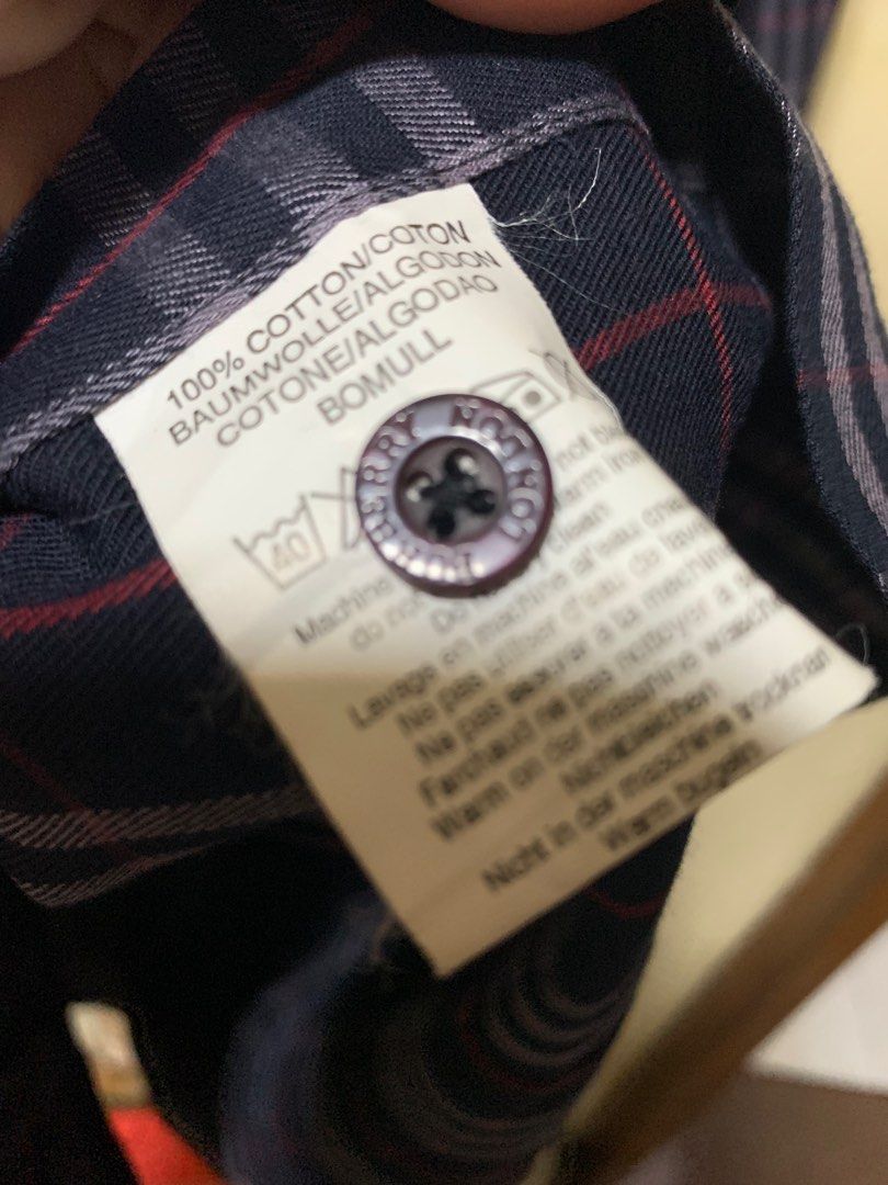 Burberry original made in England, Fesyen Pria, Pakaian , Atasan di ...