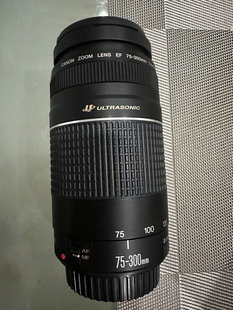 Canon ultrasonic 75-300mm zoom lens, Photography, Lens & Kits on Carousell