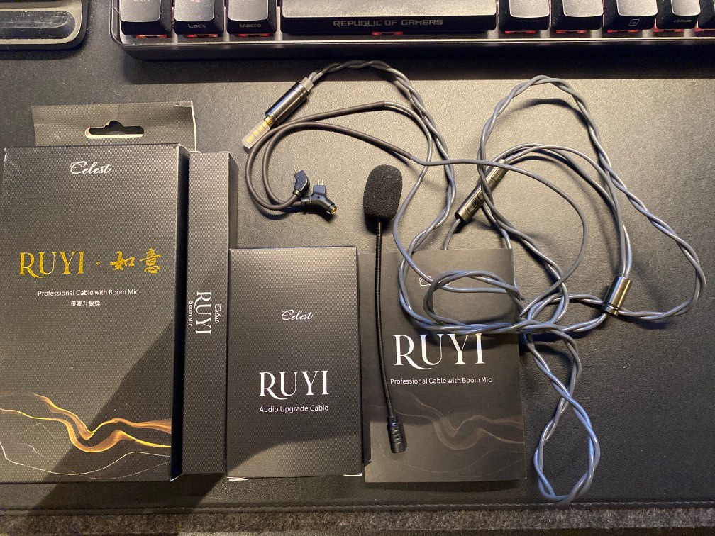 Celest Ruyi IEM cable with boom mic, Audio, Earphones on Carousell