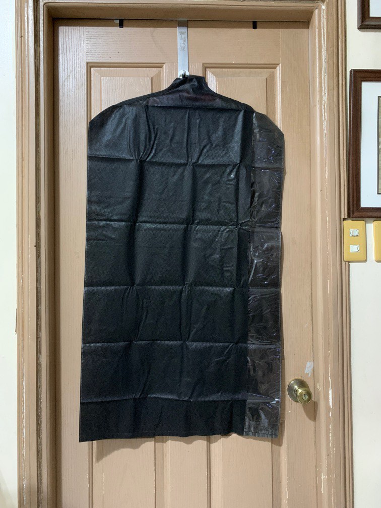 suit dust cover on Carousell