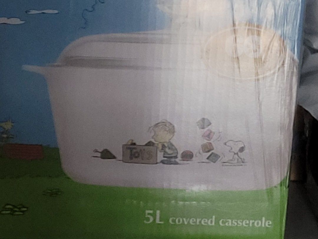 Corelle 5L pot snoopy, Furniture & Home Living, Kitchenware & Tableware ...