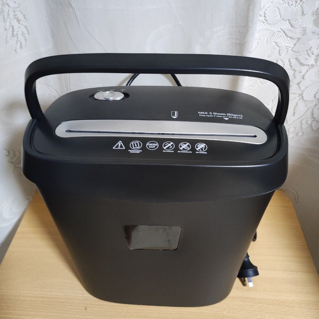 Cross Cut Paper Shredder, Furniture & Home Living, Office Furniture ...