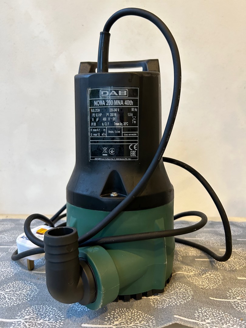 DAB Nova 200 submersible pump, Furniture & Home Living, Gardening, Hose ...