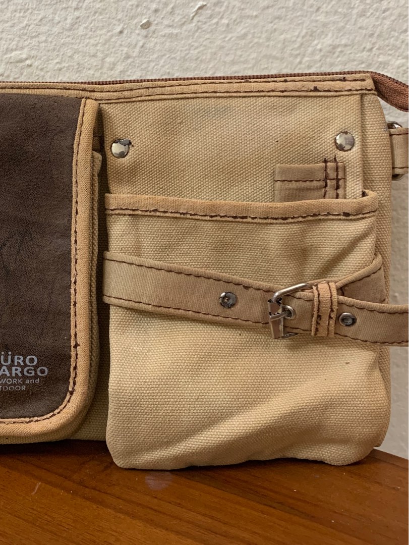 Duro Cargo Sling Bag, Men's Fashion, Bags, Sling Bags on Carousell