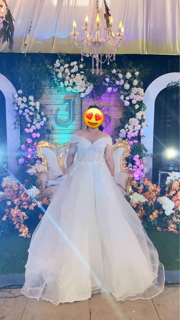Elegant Wedding Gown Corset Type On Carousell