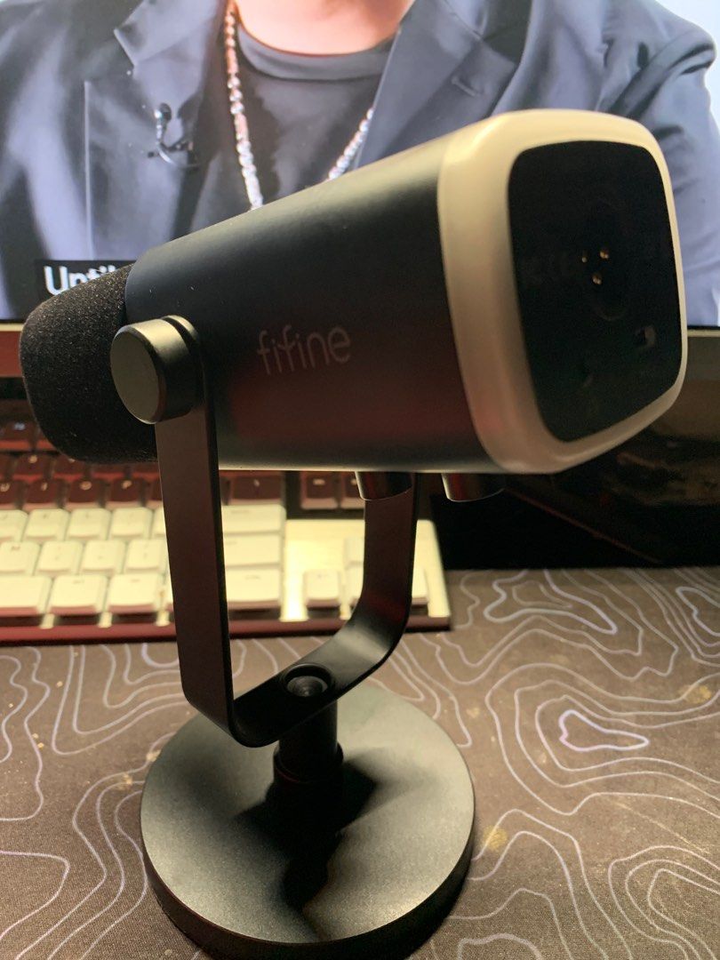 Fifine Ampligame AM8 USB/XLR desktop microphone, Audio, Microphones on ...