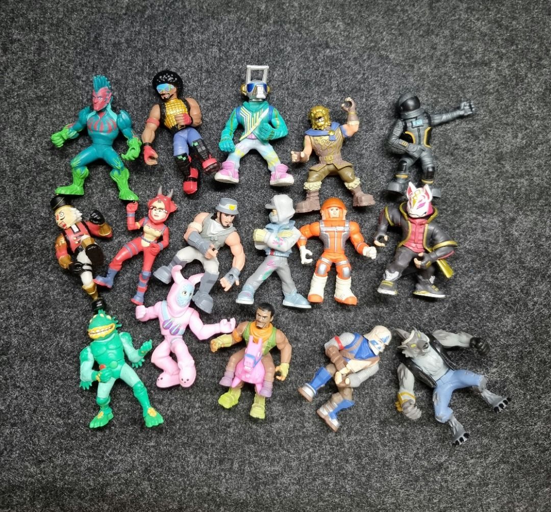 Fortnite Battle Royale Collection: Figures, Mega Fort & Battle Van ...