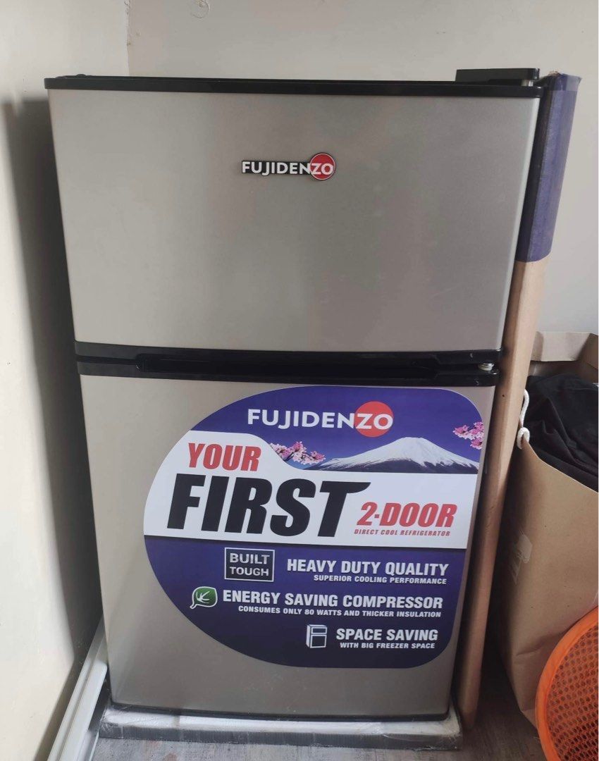 Fujidenzo 2-door Personal Ref on Carousell