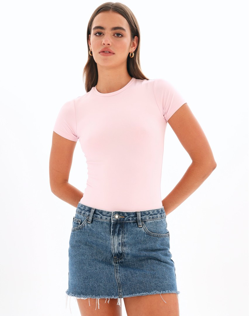 glassons baby pink tee, Women's Fashion, Tops, Shirts on Carousell