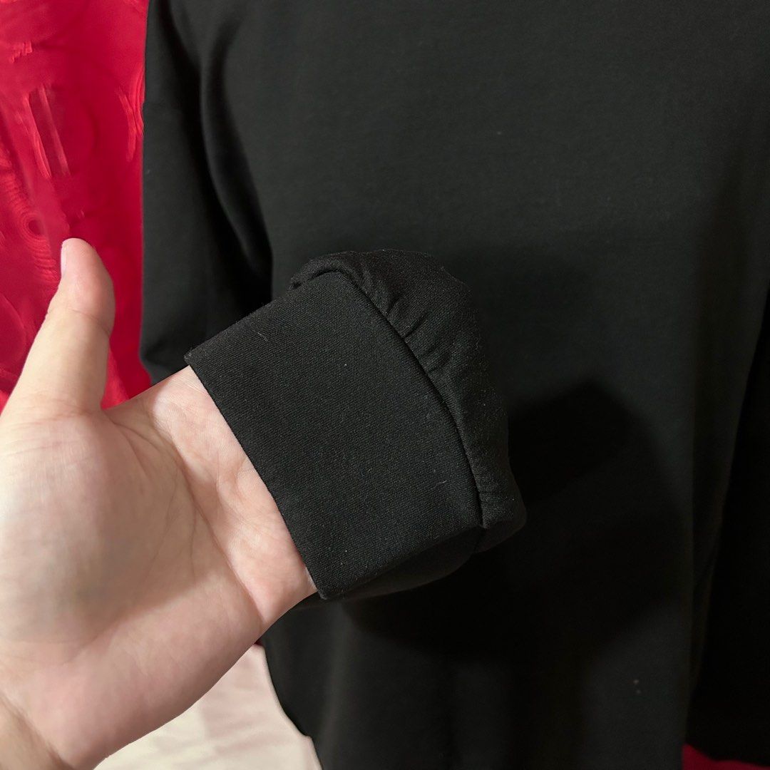 GU by Uniqlo Black Sweater, Men's Fashion, Coats, Jackets and Outerwear ...