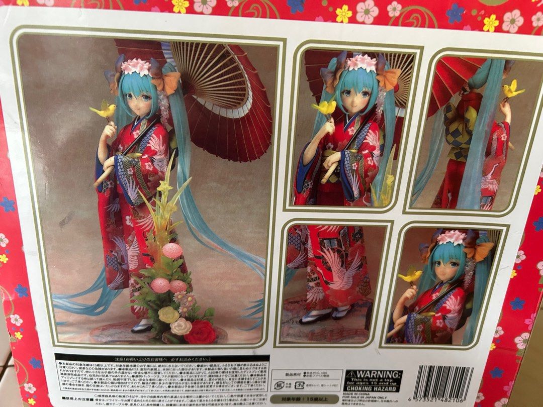 Hatsune miku miku figure, Hobbies & Toys, Toys & Games on Carousell