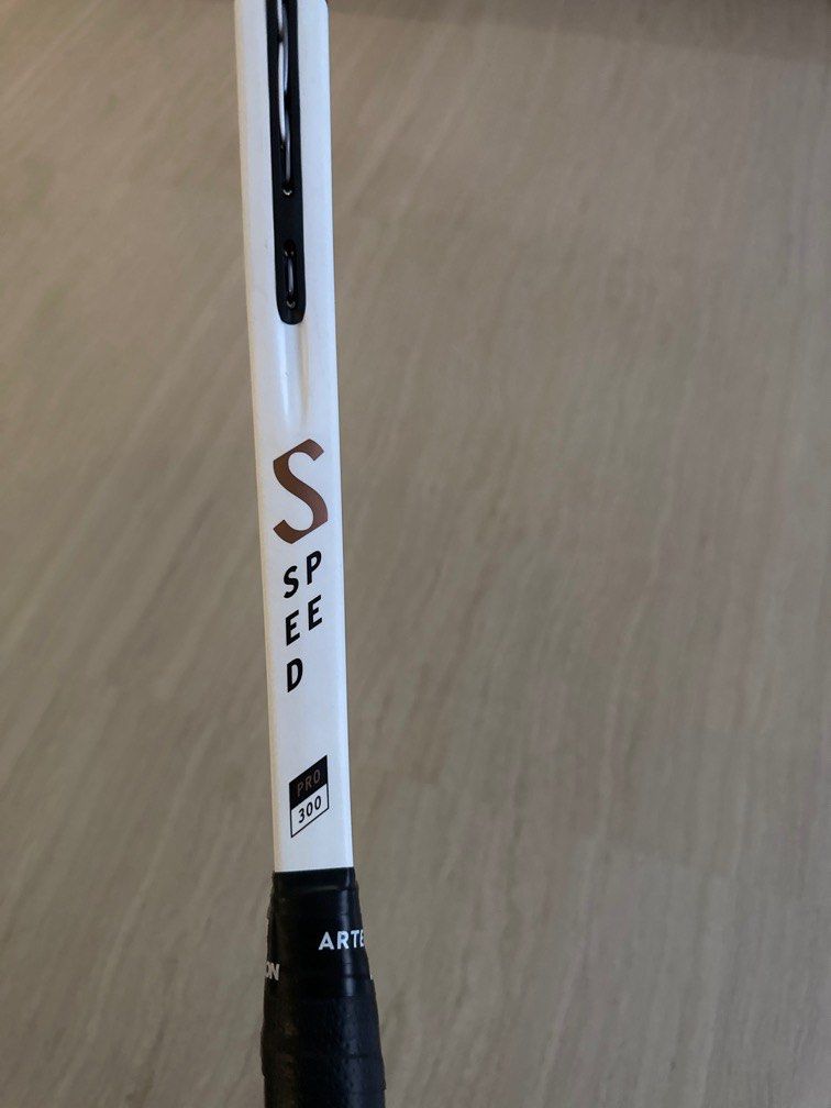 Head Speed Pro 300 Grip 1 - tennis racquet, Sports Equipment, Other ...