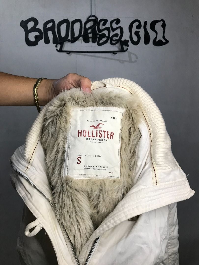 Hollister jacket, Women's Fashion, Coats, Jackets and Outerwear on ...