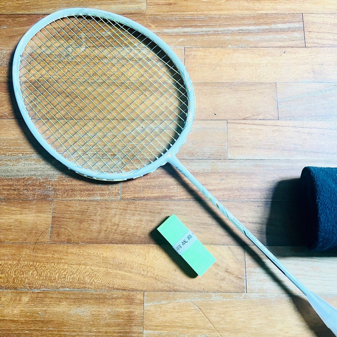 [Bundle] Brand New Victor Thruster TK-F Claw Ltd Tai Tzu Ying 4UG5 TW ...