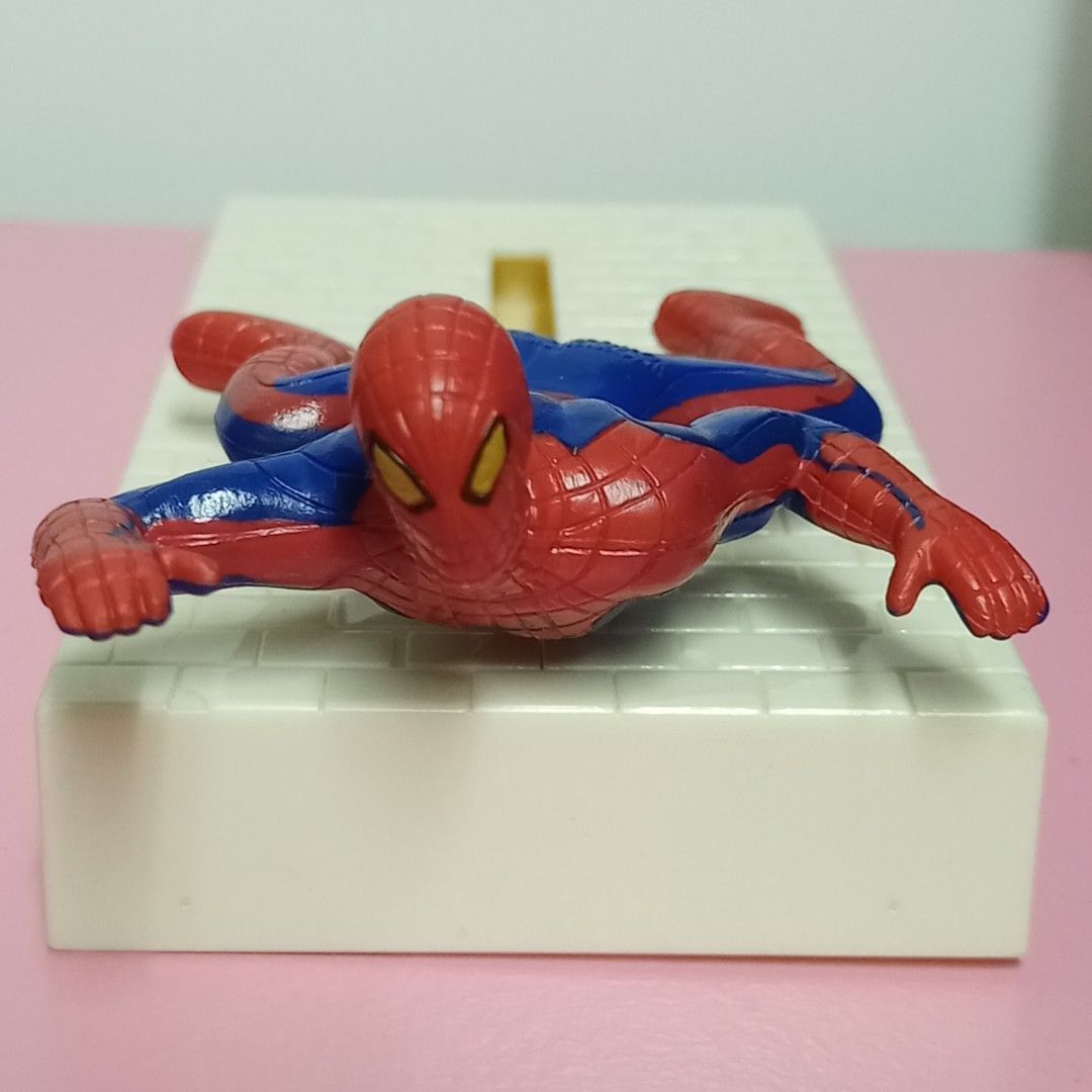 KFC "Spiderman Wall Crawling" 2012, Hobbies & Toys, Toys & Games on ...
