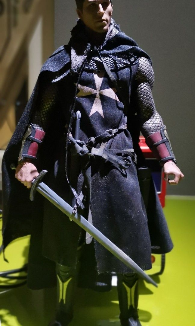 Knights custom hot Toys headsculpt and body, Hobbies & Toys, Toys ...