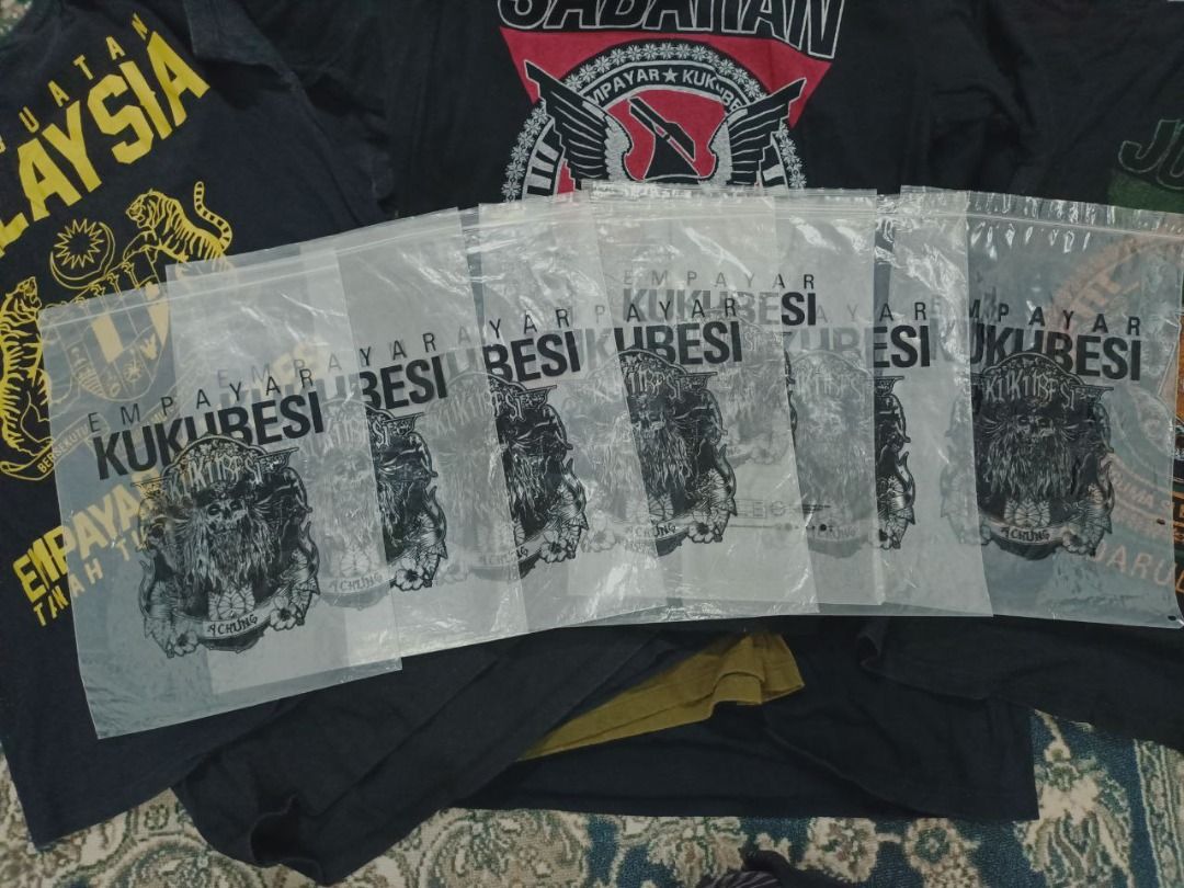 Kukubesi Manifesto Sabit, Men's Fashion, Tops & Sets, Tshirts & Polo ...