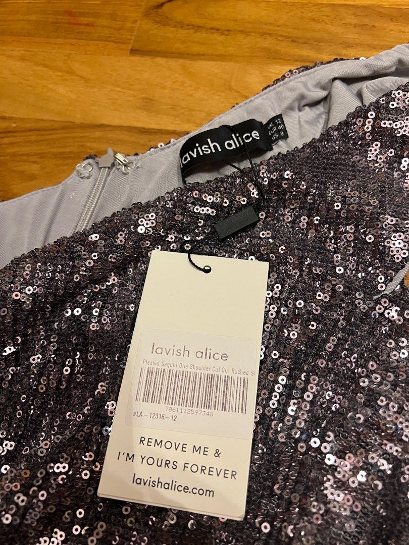 Lavish Alice Silver Sequin Toga Dress, Women's Fashion, Dresses & Sets ...