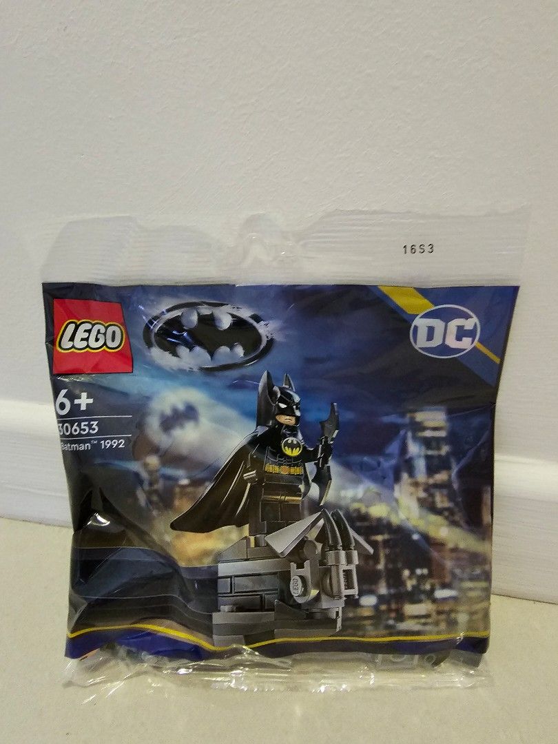 LEGO 30653 Batman 1992, Hobbies & Toys, Toys & Games on Carousell