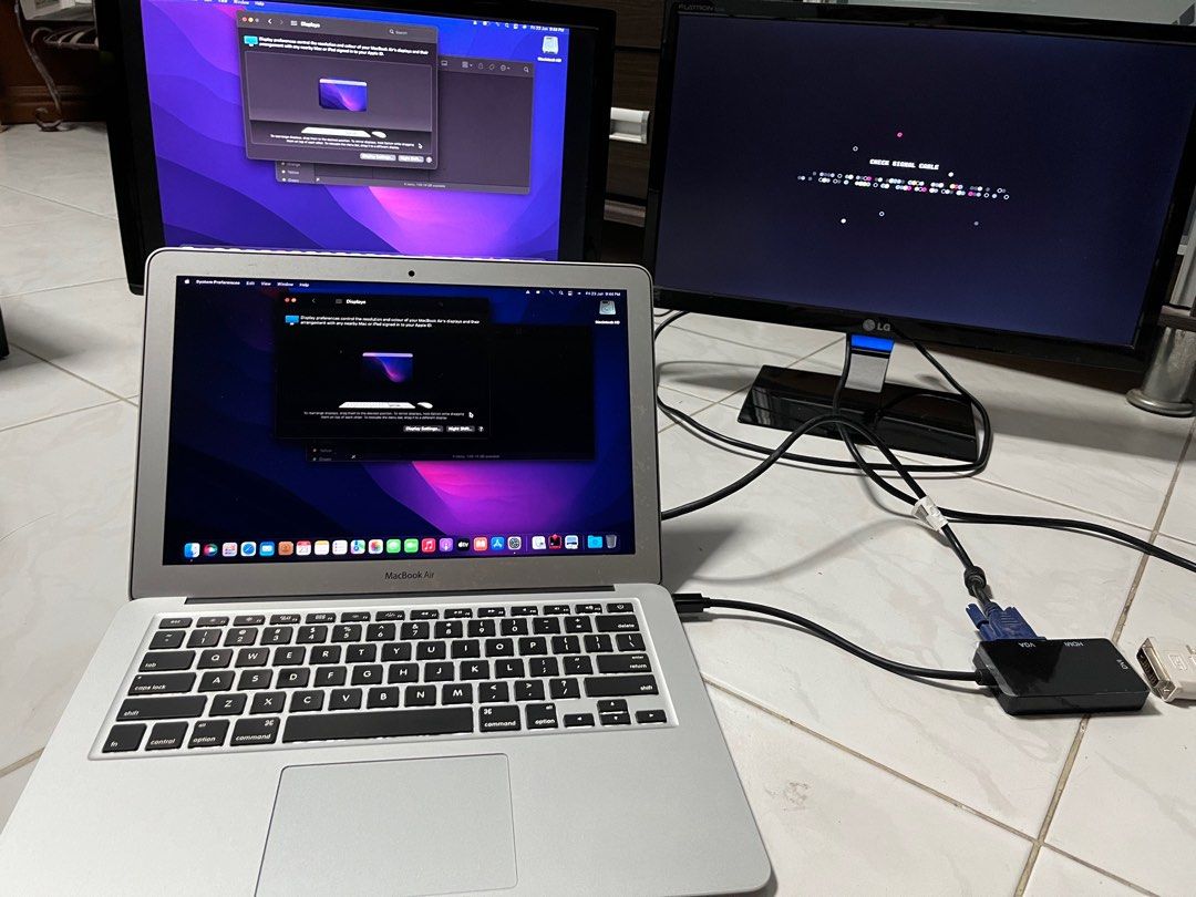 LG MONITOR SCREENS X 2 = $30, Computers & Tech, Parts & Accessories ...