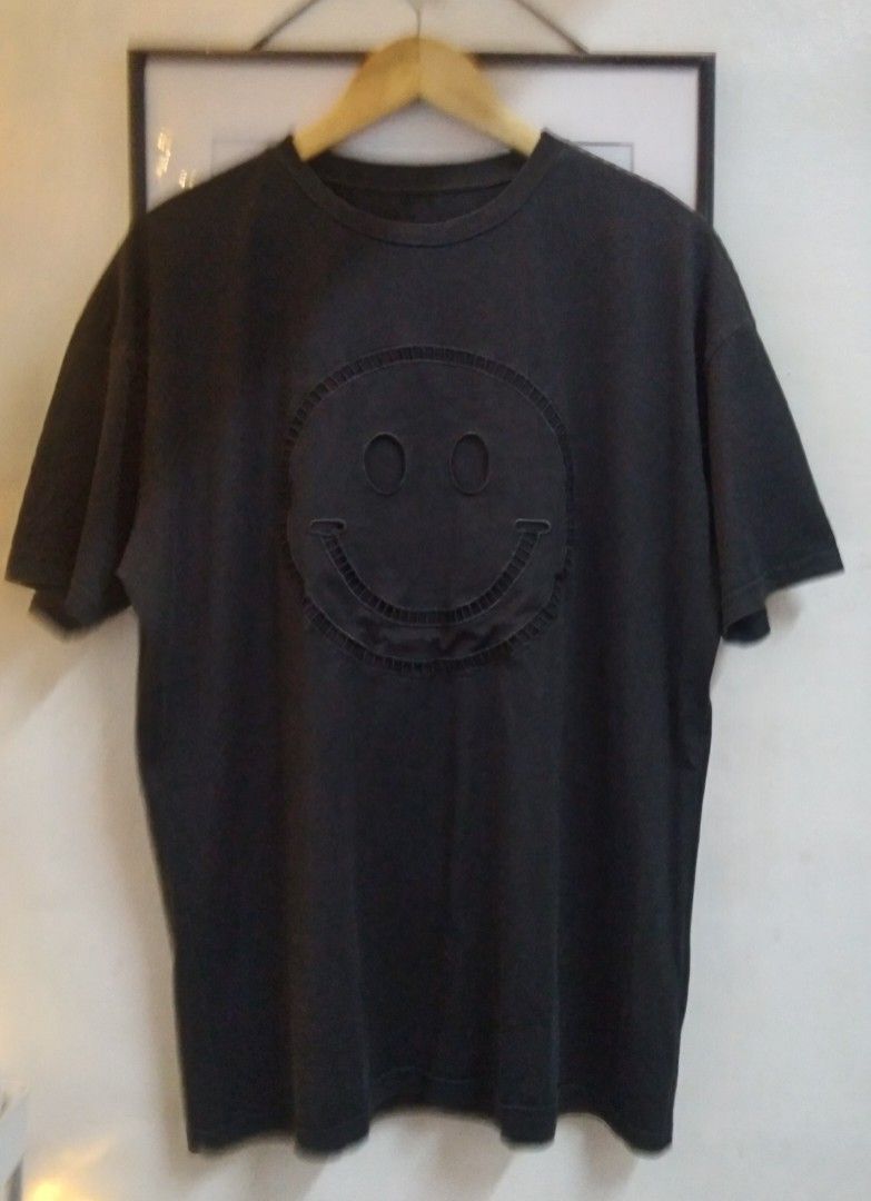LOEWE X SMILEY PAULA IBIZA TSHIRT, Luxury, Apparel on Carousell