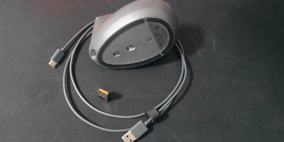 Logitech Mx Vertical Wireless Mouse Computers Tech Parts Accessories Mouse Mousepads On