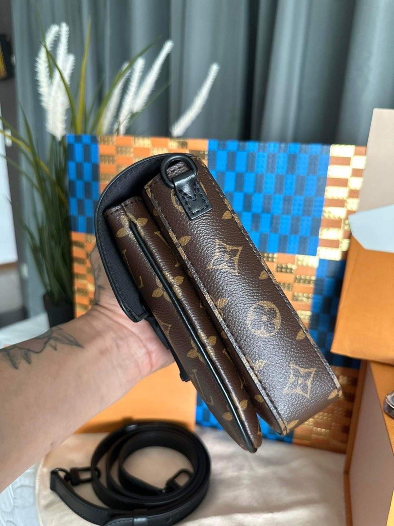 Louis Vuitton LV S Lock Wearable Wallet Bag on Carousell