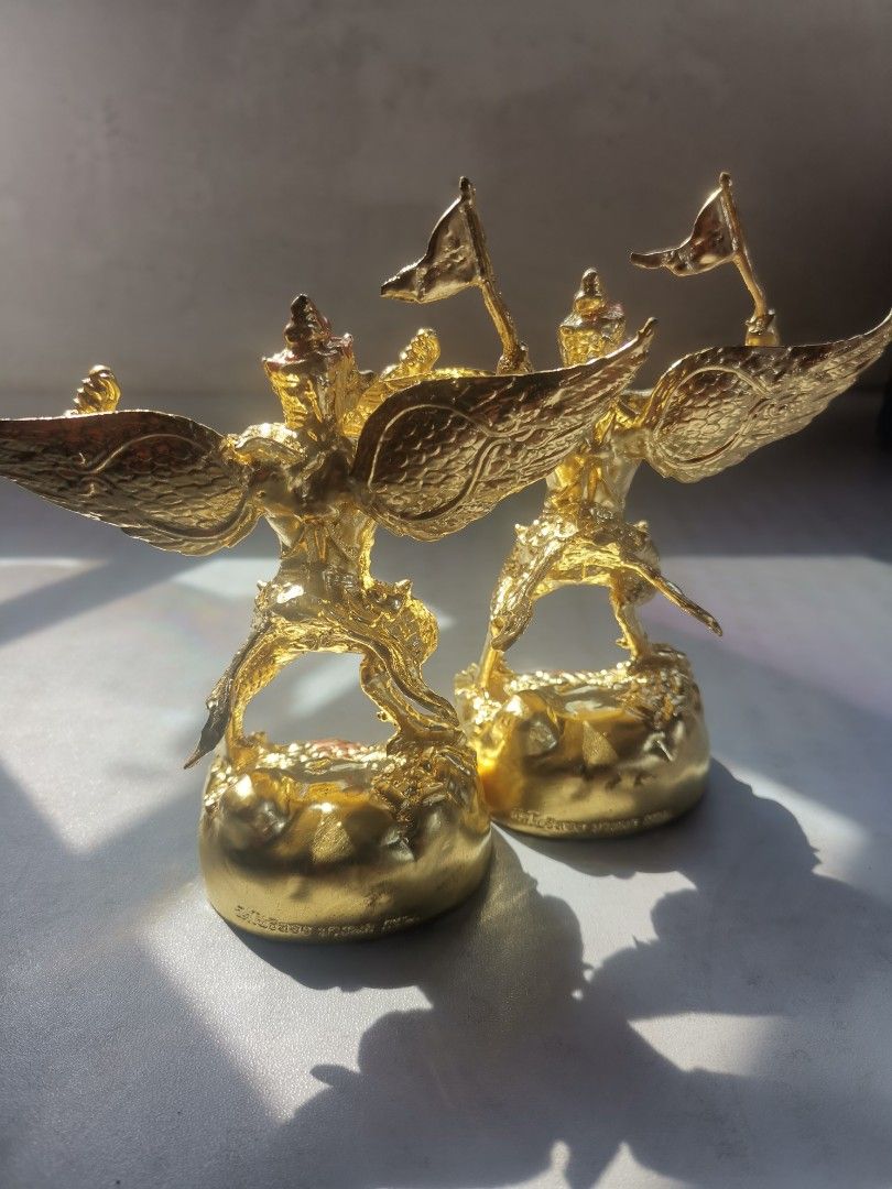 LP Wara Phaya Krut Garuda "Chen Tong" 5 inches bucha Wat Pho Thong ...