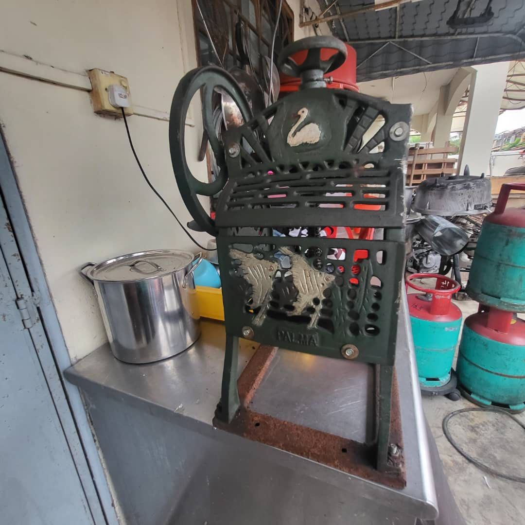 Mesin ais batu vintage, Hobbies & Toys, Collectibles & Memorabilia ...