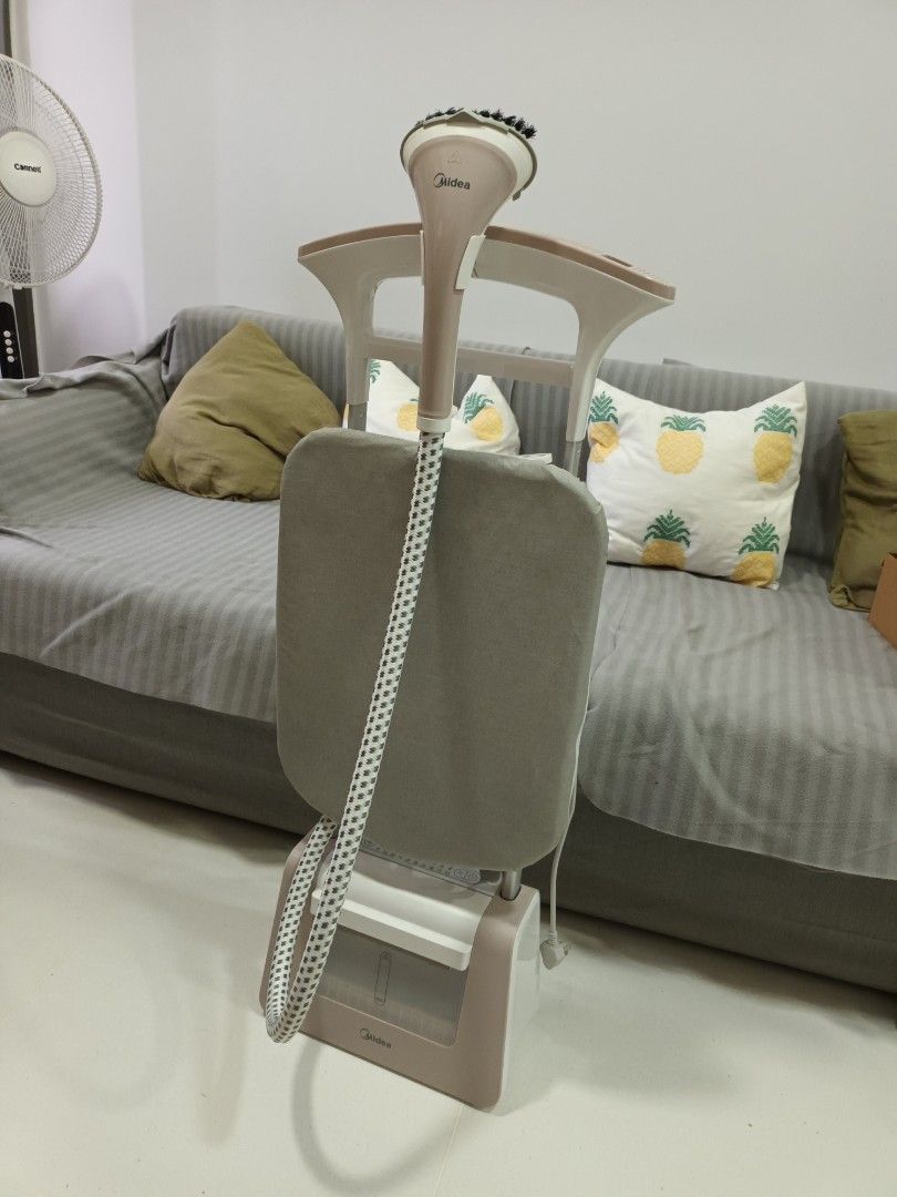 Midea Steamer to Bless, TV & Home Appliances, Irons & Steamers on Carousell