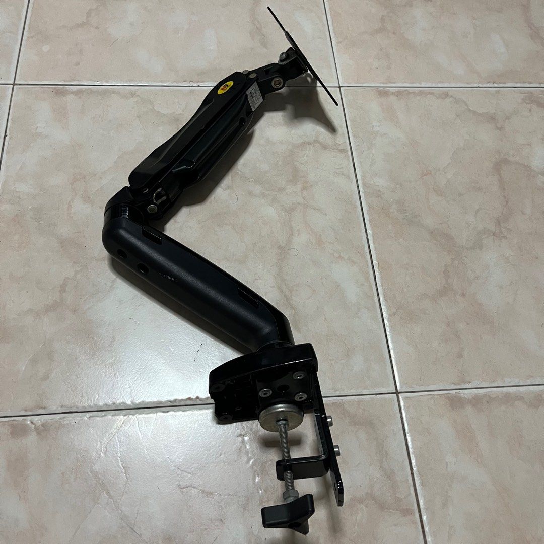 North Bayou F80 Monitor TV Arm, Computers & Tech, Parts & Accessories ...