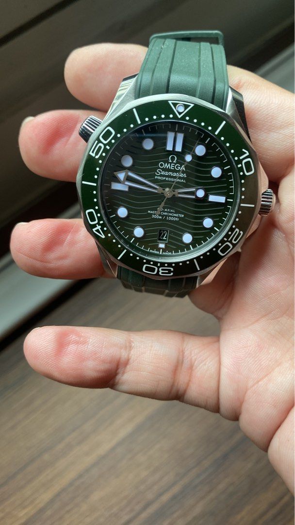 Omega seamaster 300m green, Luxury, Watches on Carousell