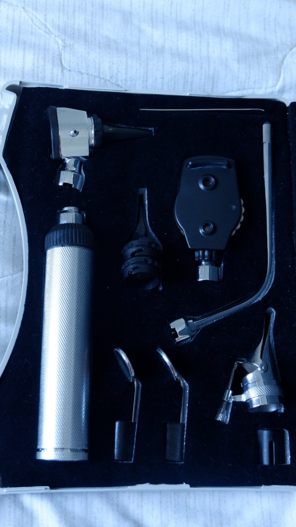 OTOSCOPE/OPHTHALMOSCOPE, Health & Nutrition, Medical Supplies & Tools on Carousell