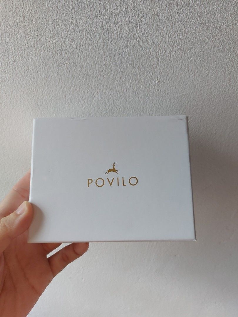 Povilo akordia wallet black, Barang Mewah, Tas & Dompet di Carousell