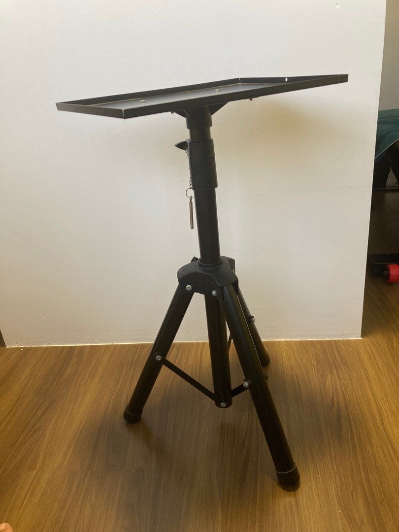 Projector stand- from Lumos, TV & Home Appliances, TV & Entertainment ...