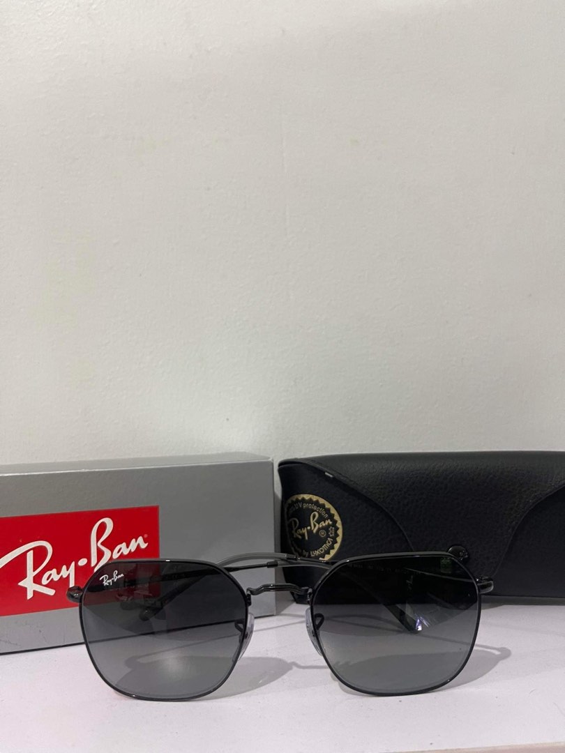 Rayban Jim on Carousell