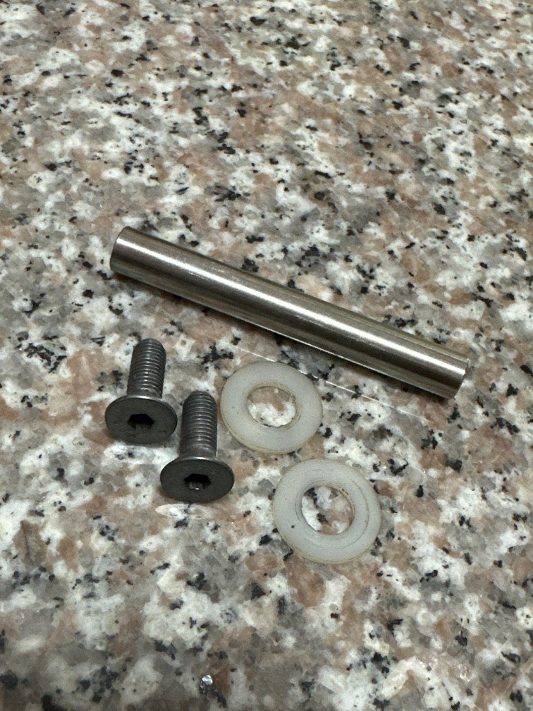 rear hinge spindle, Sports Equipment, Bicycles & Parts, Parts ...