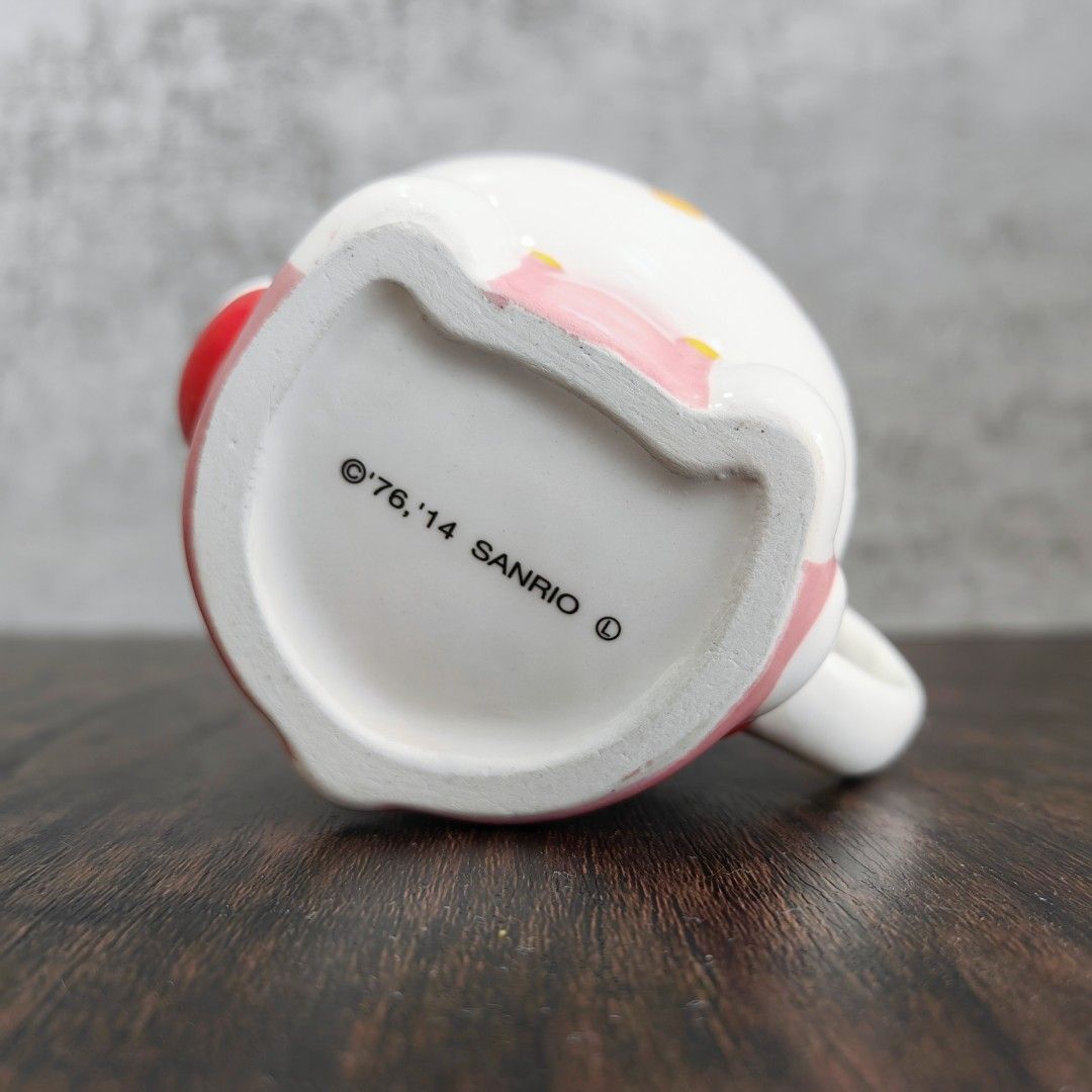 Sanrio hello kitty ceramic cup, Furniture & Home Living, Kitchenware ...